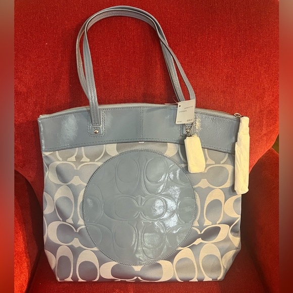 Coach | Bags | Coach Laura Signature Tote | Poshmark